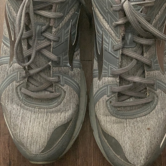 Brooks | Shoes | Gray Brooks Tennis Shoes Size 4 | Poshmark